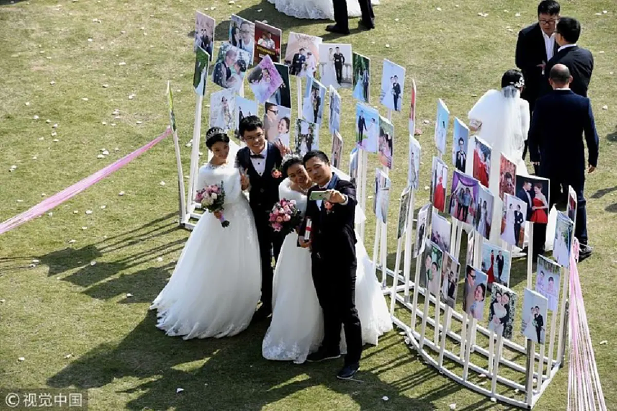 ที่สุดในชีวิต !!! คนงานอพยพกว่า50คู่หลั่งน้ำตา เมื่อนายจ้างเนรมิตงาน ...