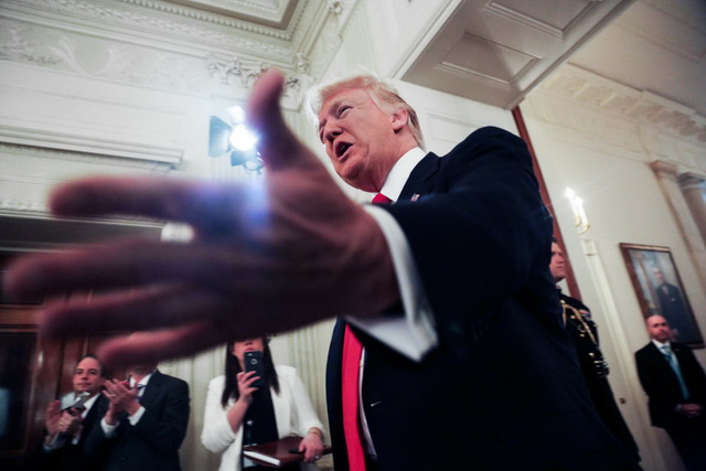 ใครจะเชื่อผู้นำสหรัฐฯหนี้ท่วม!! “โอจีอี” เผย “โดนัลด์ ทรัมป์” เป็นหนี้ ...