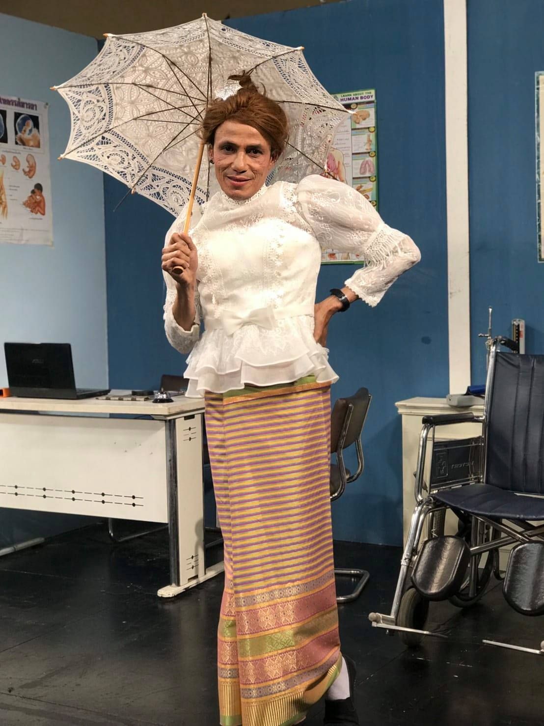 น้าเน็ก ร้องไห้โฮ หลังเห็นสภาพล่าสุดของ โรเบิร์ต สายควัน ปมป่วยหนักโรค ...