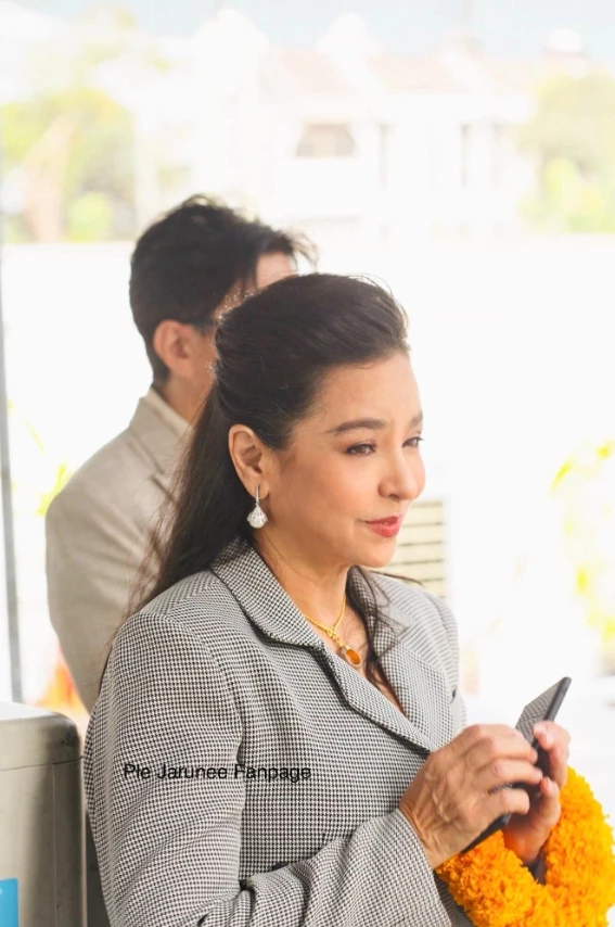 เปิ้ล จารุณี โผล่ปรากฏตัว ประกาศจุดยืนชัดเจน ไม่ขอตกเป็นทาสอเมริกา