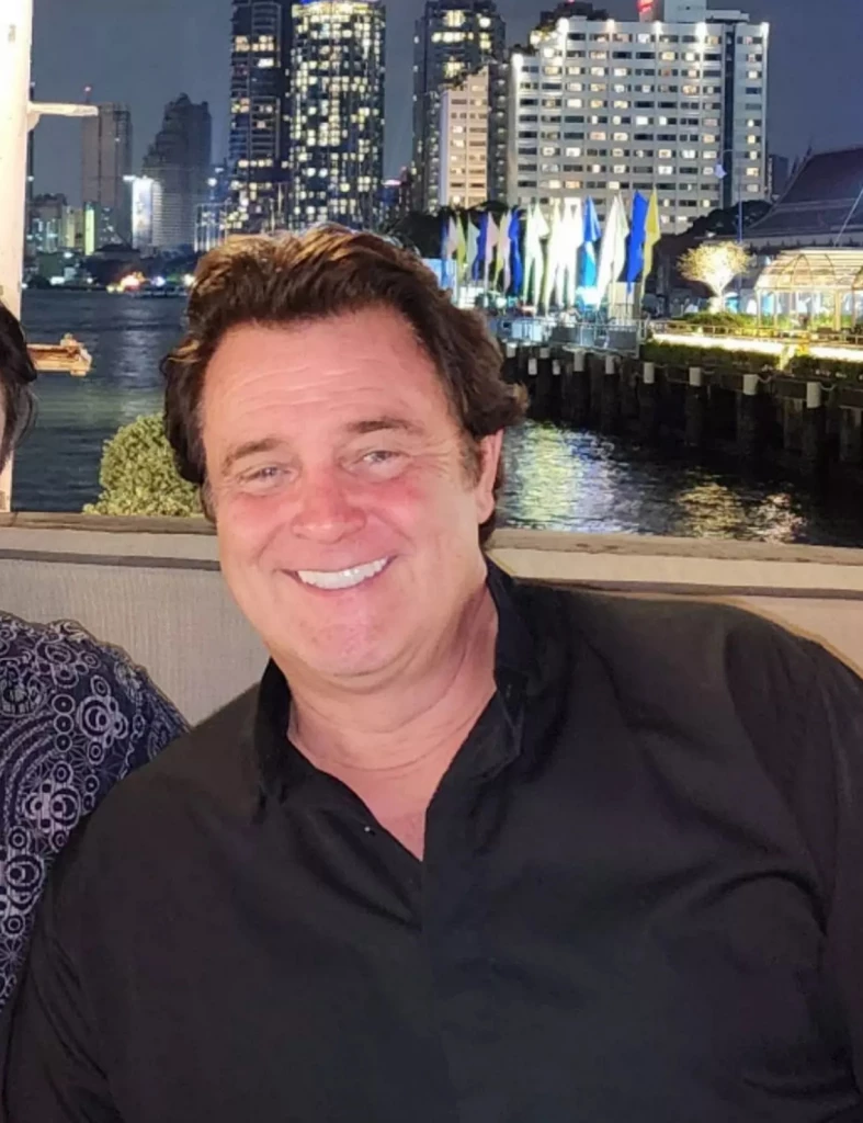 พบแล้ว รถเบนซ์นักธุรกิจ ชาวเยอรมัน จอดทิ้งคอนโดบางละมุง หลังหายตัวปริศนา